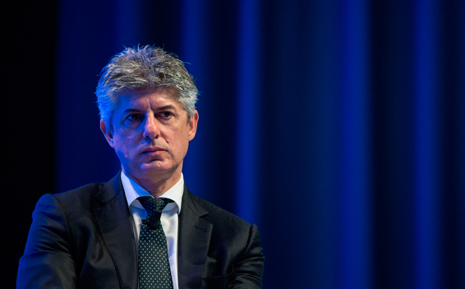 Dimite Marco Patuano, consejero delegado de Telecom Italia