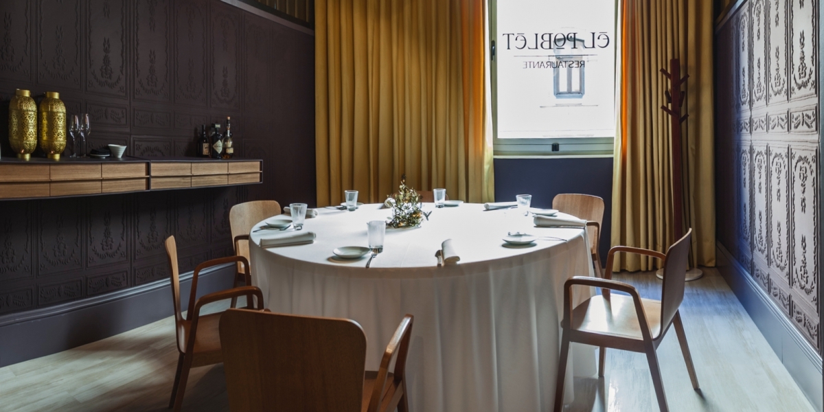 El Poblet. Correos, 8, planta 1, 46002, Valencia. Tlf. 961 111 106. Dos ...