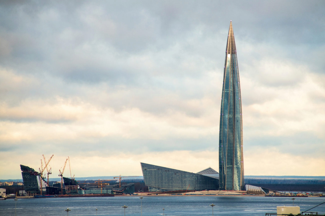 2019. Lakhta Center en San Petersburgo. Rusia. | Fueradeserie ...