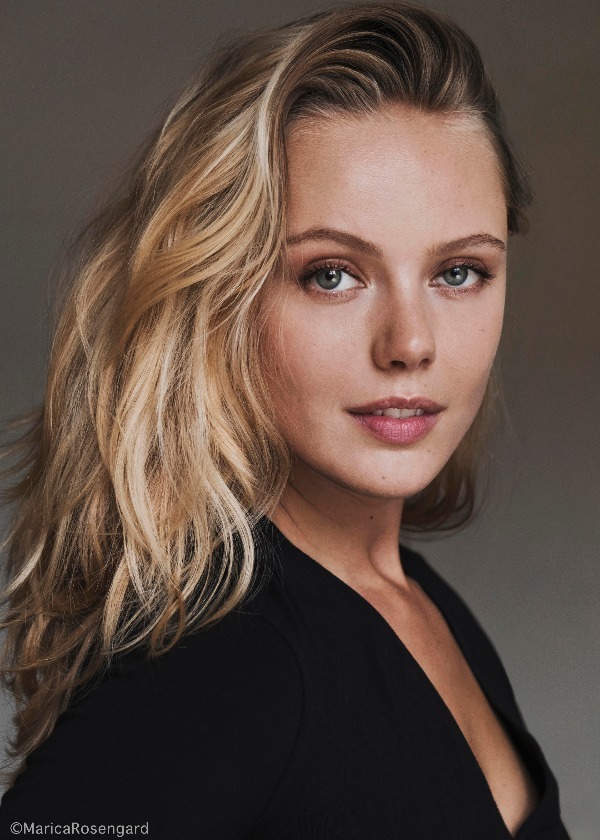 Frida Gustavsson como Freydis Eriksdotter | Cine-y-series/series ...