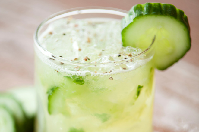 10 bebidas refrescantes para el verano que puedes hacer en casa | Gastro