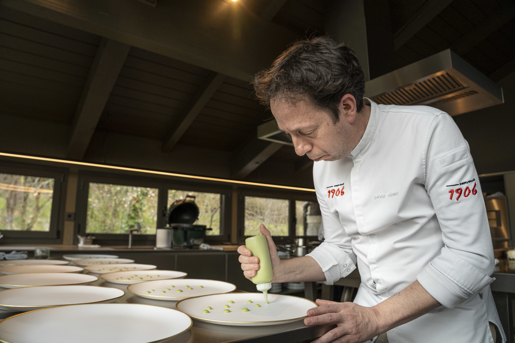 David Yárnoz, el chef que cocina plantas silvestres para porteger el ...