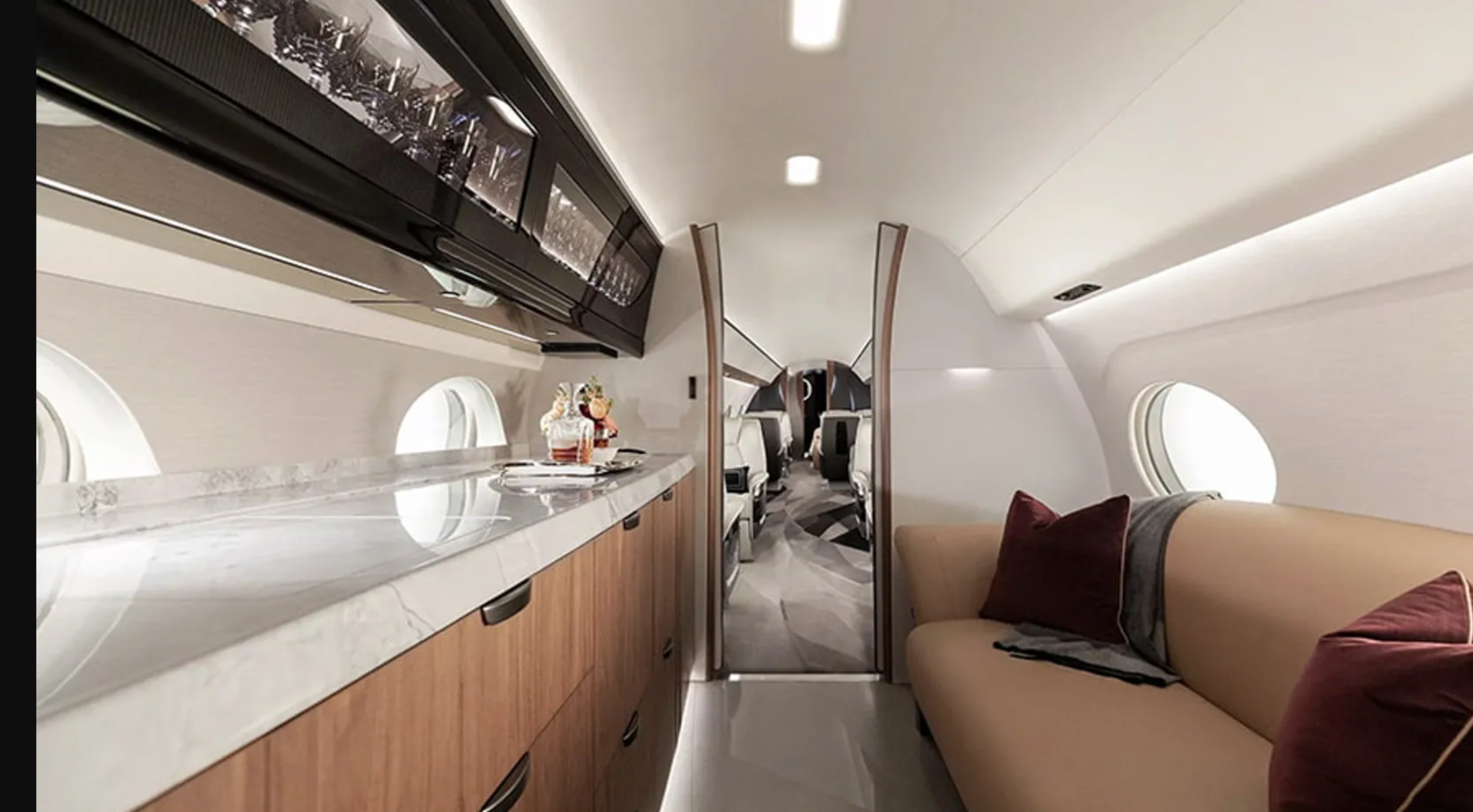 Jeff Bezos añade un G700 de 80 millones de dólares a su flota de ...